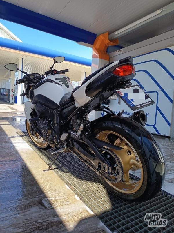 Yamaha FZ 8 2012 Viļņa, ar dzinēja tilpumu 0.80 L un nobraukumu 46 tūkst. km par 3500 €, foto 8 vietnē AUTOMOTO.COM.LV