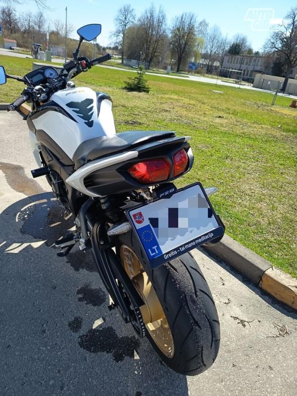 Yamaha FZ 8 2012 Viļņa, ar dzinēja tilpumu 0.80 L un nobraukumu 46 tūkst. km par 3500 €, foto 9 vietnē AUTOMOTO.COM.LV