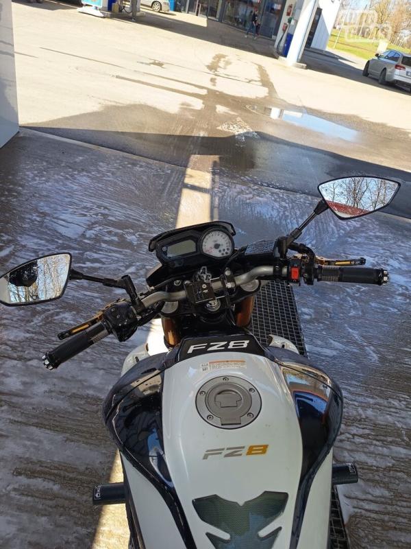 Yamaha FZ 8 2012 Viļņa, ar dzinēja tilpumu 0.80 L un nobraukumu 46 tūkst. km par 3500 €, foto 10 vietnē AUTOMOTO.COM.LV