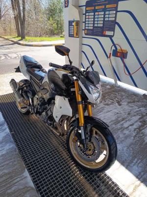 Yamaha FZ 8 2012 in Trakai, with an engine capacity of 0.80 L and mileage of 45 thousand km for 3299 €, photo 9 on AUTOMOTO.COM.LV