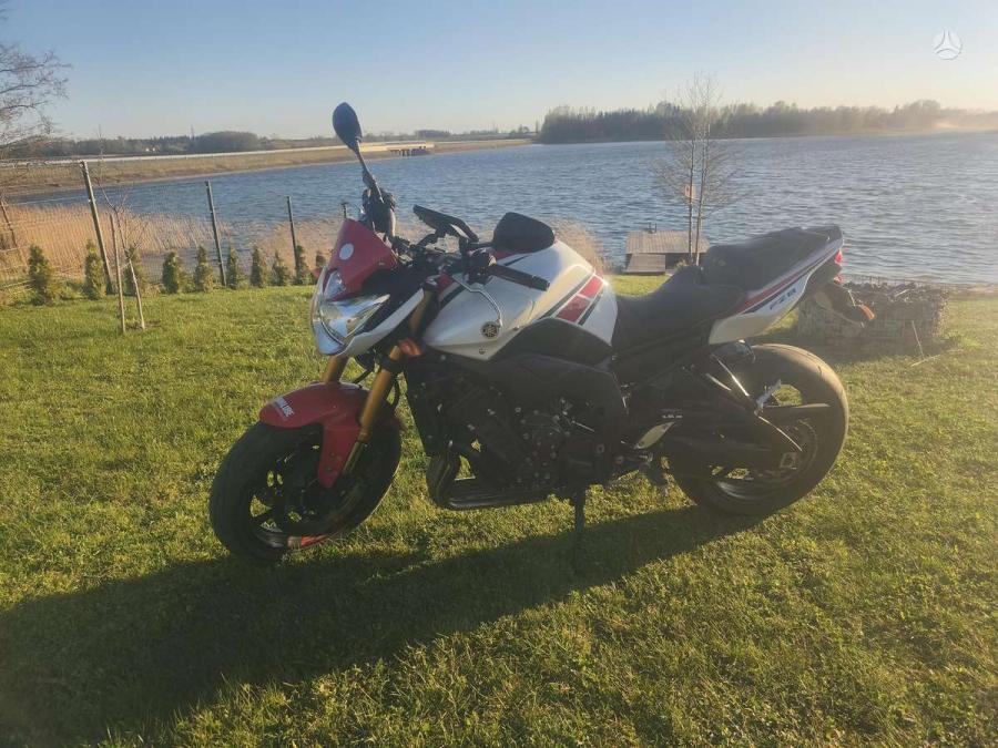 Ямаха FZ 8 2012 в Шяуляй, объемом двигателя 0.80 л и пробегом 30 тыс. км за 4550 €, фото 3 на AUTOMOTO.COM.LV