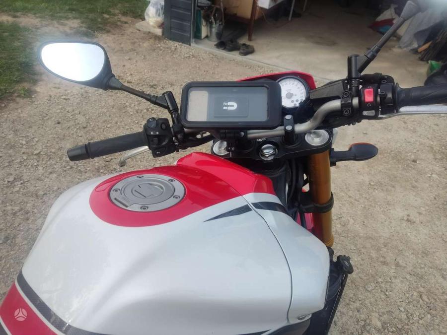 Ямаха FZ 8 2012 в Шяуляй, объемом двигателя 0.80 л и пробегом 30 тыс. км за 4550 €, фото 7 на AUTOMOTO.COM.LV