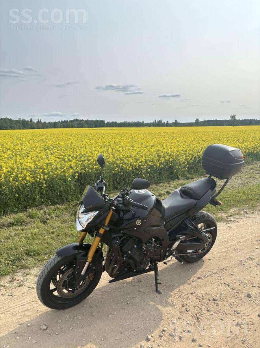 Yamaha FZ 8 2013 in Riga, with an engine capacity of 0.80 L and mileage of 0 thousand km for 3500 €, photo 1 on AUTOMOTO.COM.LV