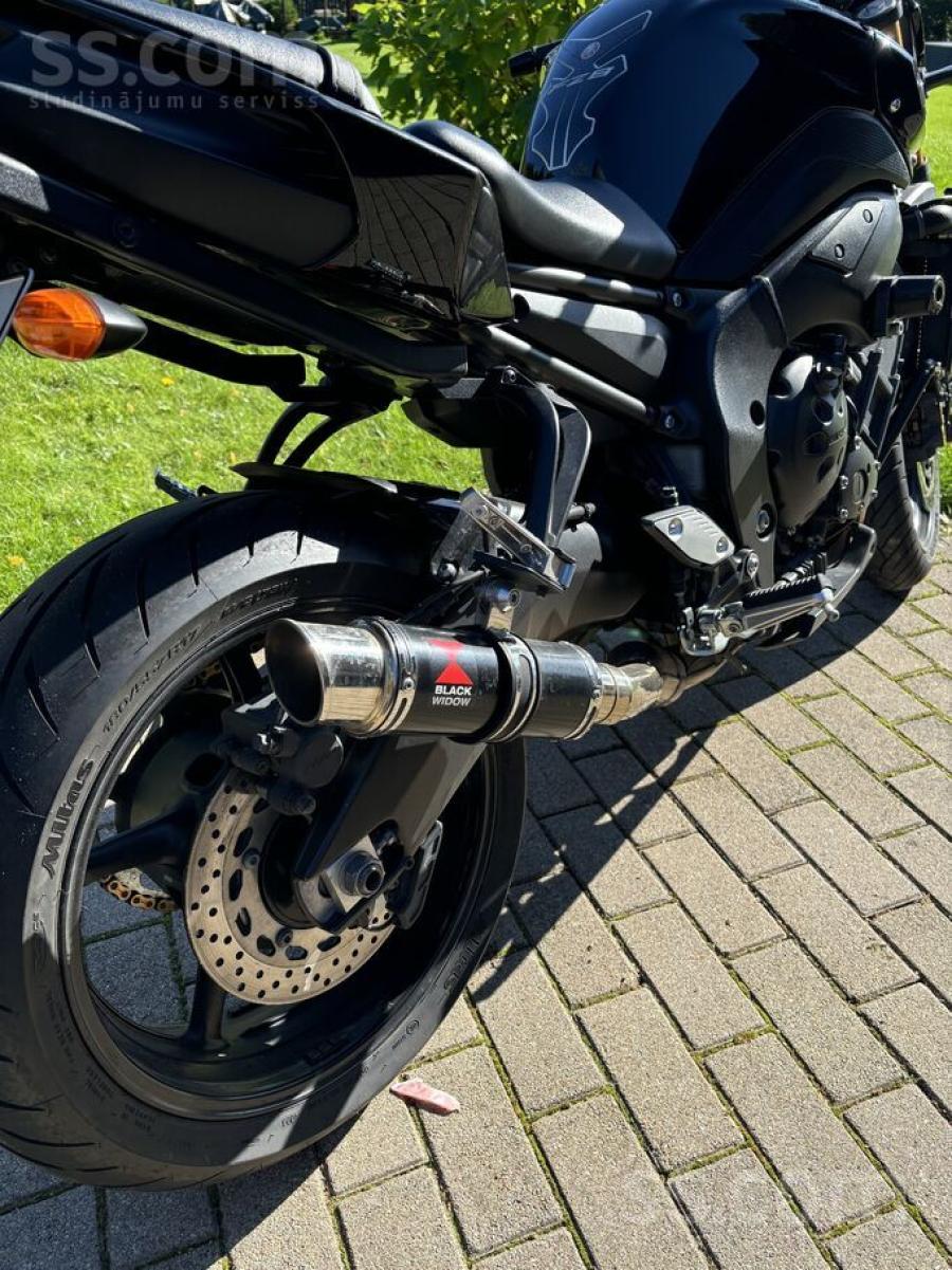 Yamaha FZ 8 2013 in Riga, with an engine capacity of 0.80 L and mileage of 0 thousand km for 3500 €, photo 4 on AUTOMOTO.COM.LV