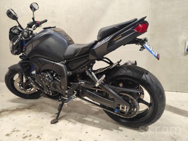 Yamaha FZ 8 2014 in Riga, with an engine capacity of 0.80 L and mileage of 0 thousand km for 4650 €, photo 3 on AUTOMOTO.COM.LV