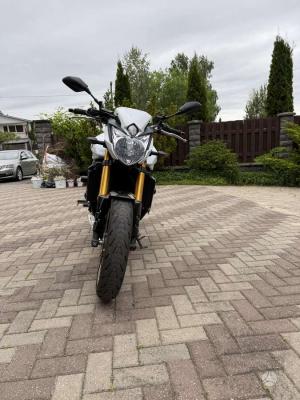 Белый Ямаха FZ 8 2012 в Электренай, объемом двигателя 0.80 л и пробегом 33 тыс. км за 3500 €, фото 13 на AUTOMOTO.COM.LV