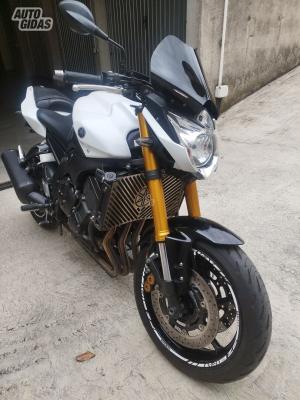Balts Yamaha FZ 8 2015 Panevēža, ar dzinēja tilpumu 0.80 L un nobraukumu 50 tūkst. km par 3300 €, foto 4 vietnē AUTOMOTO.COM.LV