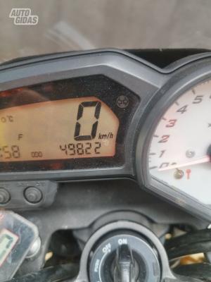 Balts Yamaha FZ 8 2015 Panevēža, ar dzinēja tilpumu 0.80 L un nobraukumu 50 tūkst. km par 3300 €, foto 10 vietnē AUTOMOTO.COM.LV