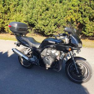 Black Yamaha FZ 2000 in Kaunas, with an engine capacity of 0.60 L and mileage of 85 thousand km for 1550 €, photo 5 on AUTOMOTO.COM.LV