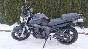 Черный Ямаха FZ 2006 в Каунас, объемом двигателя 0.60 л и пробегом 48 тыс. км за 2400 €, фото 3 на AUTOMOTO.COM.LV