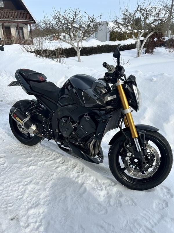 Melns Yamaha FZ 2006 Pasvalys, ar dzinēja tilpumu 1.00 L un nobraukumu 66 tūkst. km par 3700 €, foto 1 vietnē AUTOMOTO.COM.LV