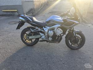 Black Yamaha FZ 2006 in Kaunas, with an engine capacity of 0.60 L and mileage of 0 thousand km for 1700 €, photo 5 on AUTOMOTO.COM.LV