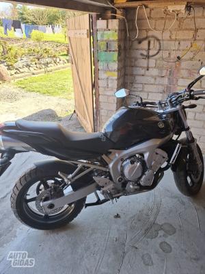 Black Yamaha FZ 2006 in Marijampole, with an engine capacity of 0.60 L and mileage of 27 thousand km for 2000 €, photo 7 on AUTOMOTO.COM.LV