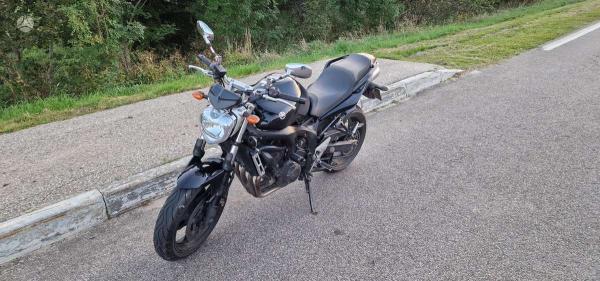 Черный Ямаха FZ 2008 в Вильнюс, объемом двигателя 0.60 л и пробегом 66 тыс. км за 2000 €, фото 1 на AUTOMOTO.COM.LV