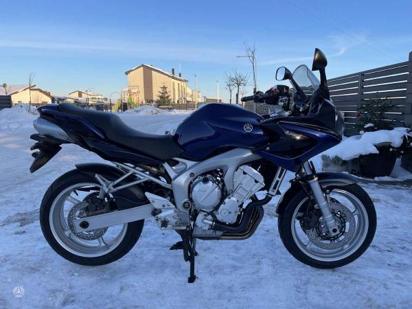 Синий Ямаха FZ 2005 в Клайпеда, объемом двигателя 0.60 л и пробегом 26 тыс. км за 2600 €, фото 2 на AUTOMOTO.COM.LV