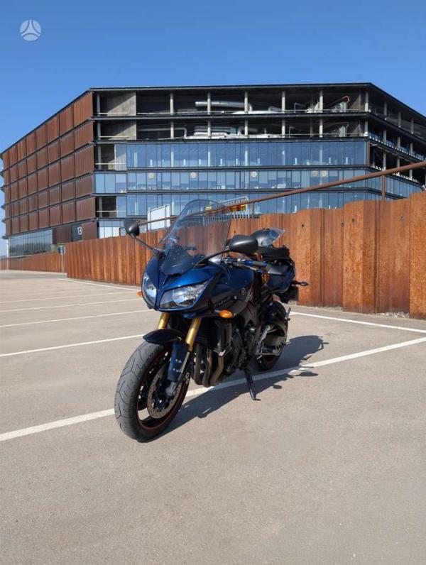 Zils Yamaha FZ 2007 Kauņa, ar dzinēja tilpumu 1.00 L un nobraukumu 32 tūkst. km par 4500 €, foto 1 vietnē AUTOMOTO.COM.LV
