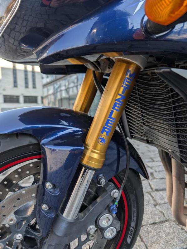 Zils Yamaha FZ 2007 Kauņa, ar dzinēja tilpumu 1.00 L un nobraukumu 32 tūkst. km par 4500 €, foto 10 vietnē AUTOMOTO.COM.LV