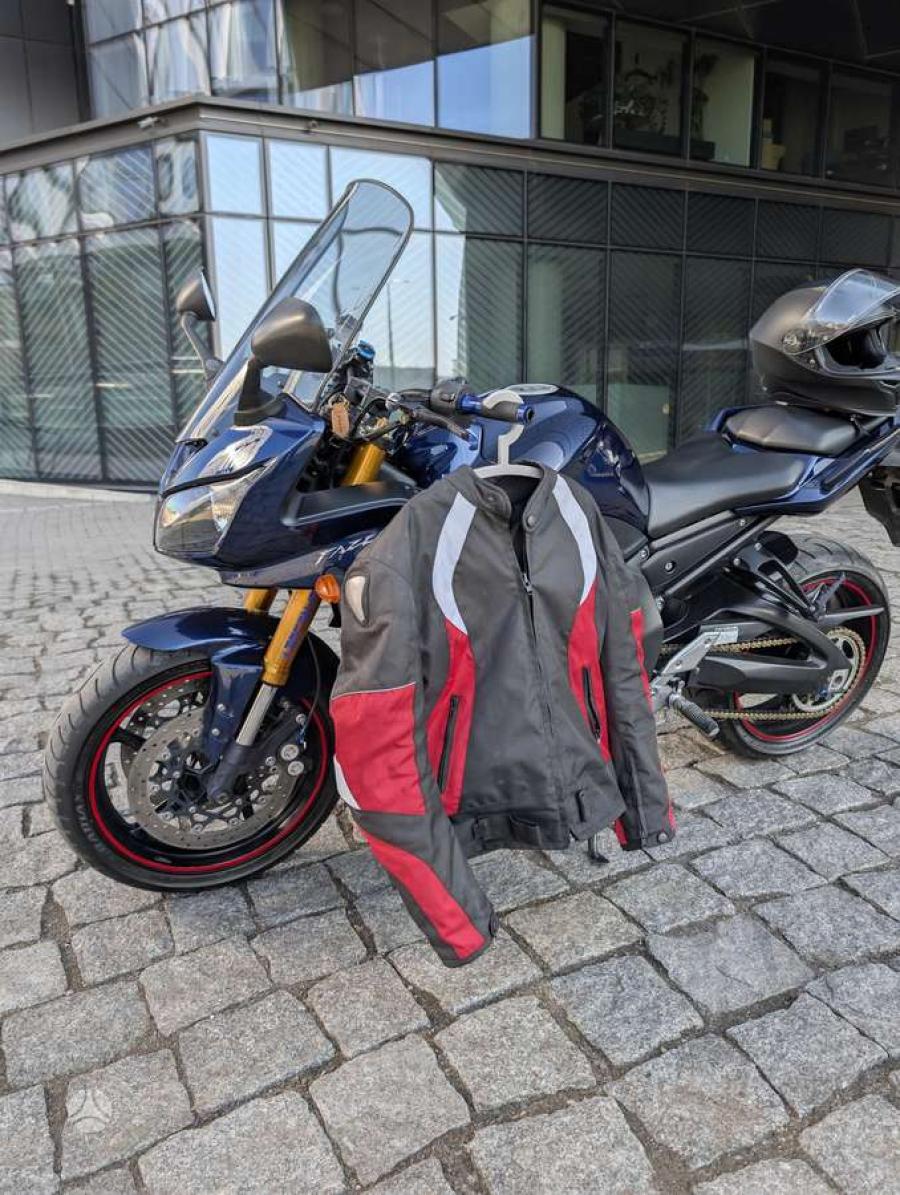 Zils Yamaha FZ 2007 Kauņa, ar dzinēja tilpumu 1.00 L un nobraukumu 32 tūkst. km par 4500 €, foto 14 vietnē AUTOMOTO.COM.LV