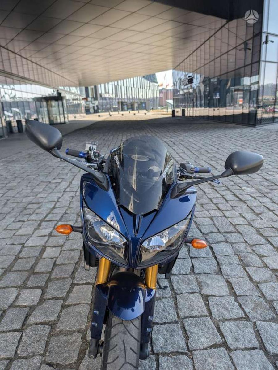 Zils Yamaha FZ 2007 Kauņa, ar dzinēja tilpumu 1.00 L un nobraukumu 32 tūkst. km par 4500 €, foto 17 vietnē AUTOMOTO.COM.LV