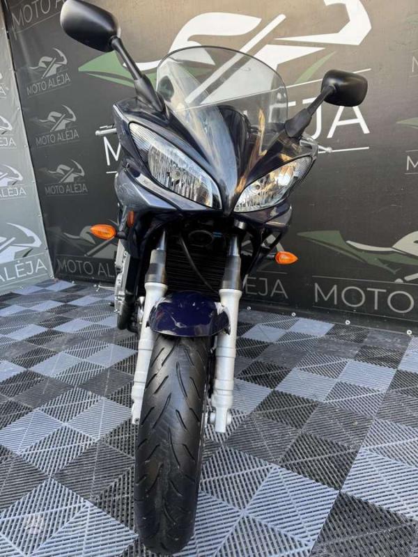 Yamaha FZ 2004 Prienai, ar dzinēja tilpumu 0.60 L un nobraukumu 44 tūkst. km par 2750 €, foto 3 vietnē AUTOMOTO.COM.LV