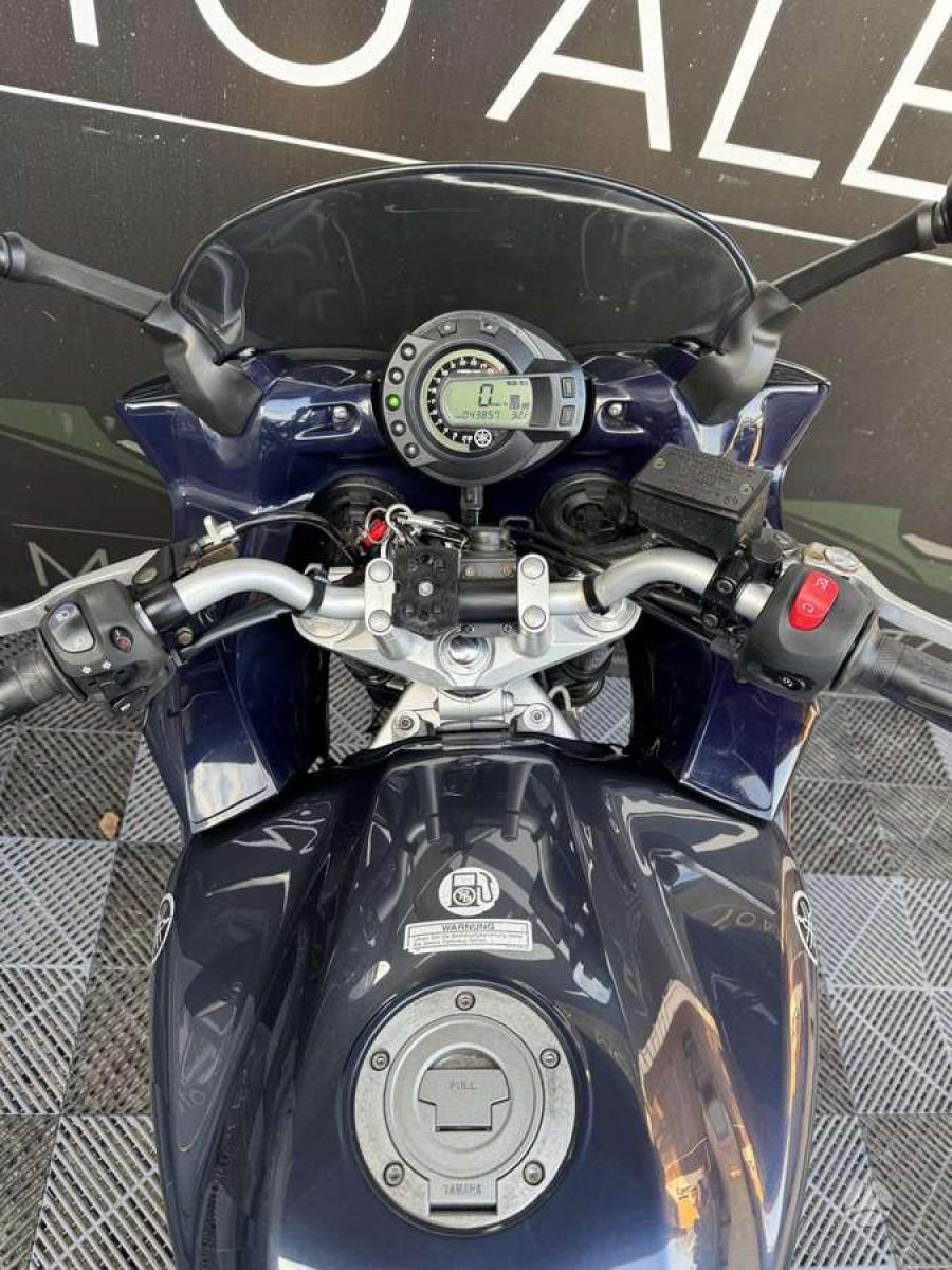 Yamaha FZ 2004 Prienai, ar dzinēja tilpumu 0.60 L un nobraukumu 44 tūkst. km par 2750 €, foto 8 vietnē AUTOMOTO.COM.LV