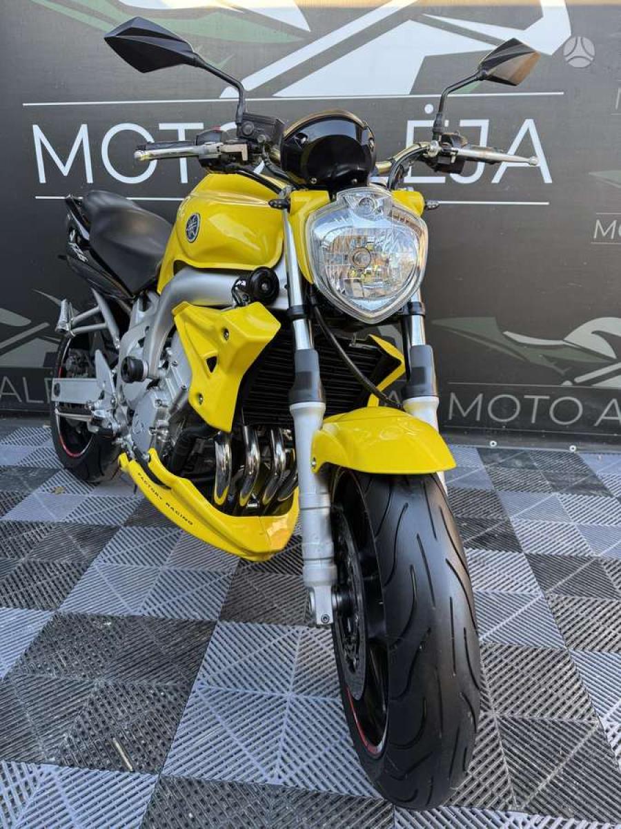 Yamaha FZ 2004 Prienai, ar dzinēja tilpumu 0.60 L un nobraukumu 42 tūkst. km par 2750 €, foto 2 vietnē AUTOMOTO.COM.LV