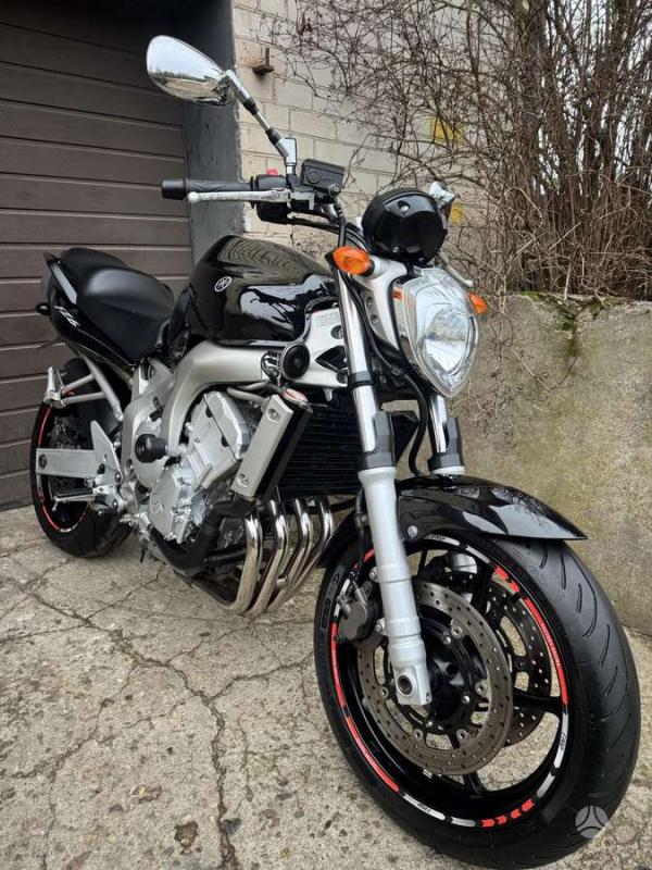Yamaha FZ 2004 Prienai, ar dzinēja tilpumu 0.60 L un nobraukumu 44 tūkst. km par 2750 €, foto 1 vietnē AUTOMOTO.COM.LV