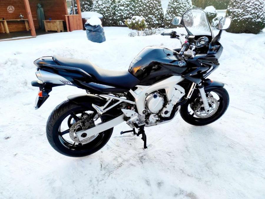 Yamaha FZ 2005 in Prienai, with an engine capacity of 0.60 L and mileage of 36 thousand km for 2450 €, photo 5 on AUTOMOTO.COM.LV