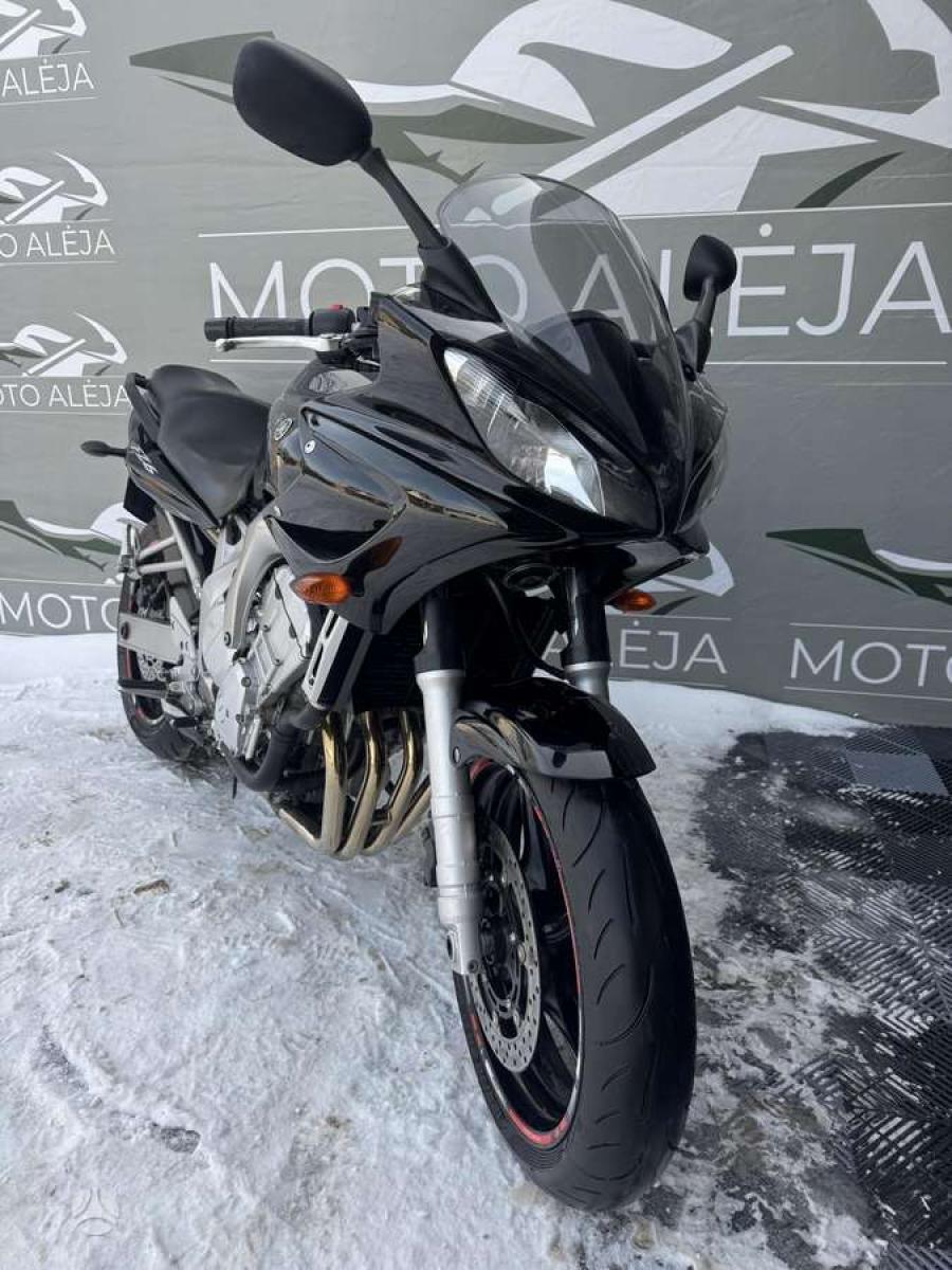 Ямаха FZ 2005 в Пренай, объемом двигателя 0.60 л и пробегом 27 тыс. км за 2750 €, фото 2 на AUTOMOTO.COM.LV