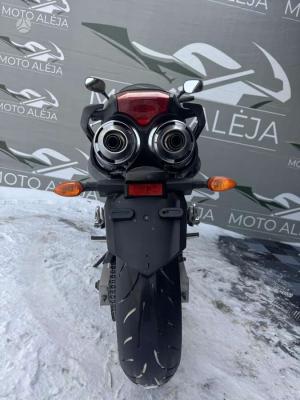 Ямаха FZ 2005 в Пренай, объемом двигателя 0.60 л и пробегом 27 тыс. км за 2750 €, фото 5 на AUTOMOTO.COM.LV