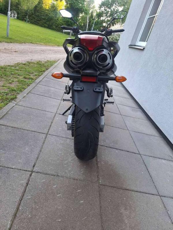 Ямаха FZ 2005 в Пренай, объемом двигателя 0.60 л и пробегом 0 тыс. км за 2350 €, фото 4 на AUTOMOTO.COM.LV