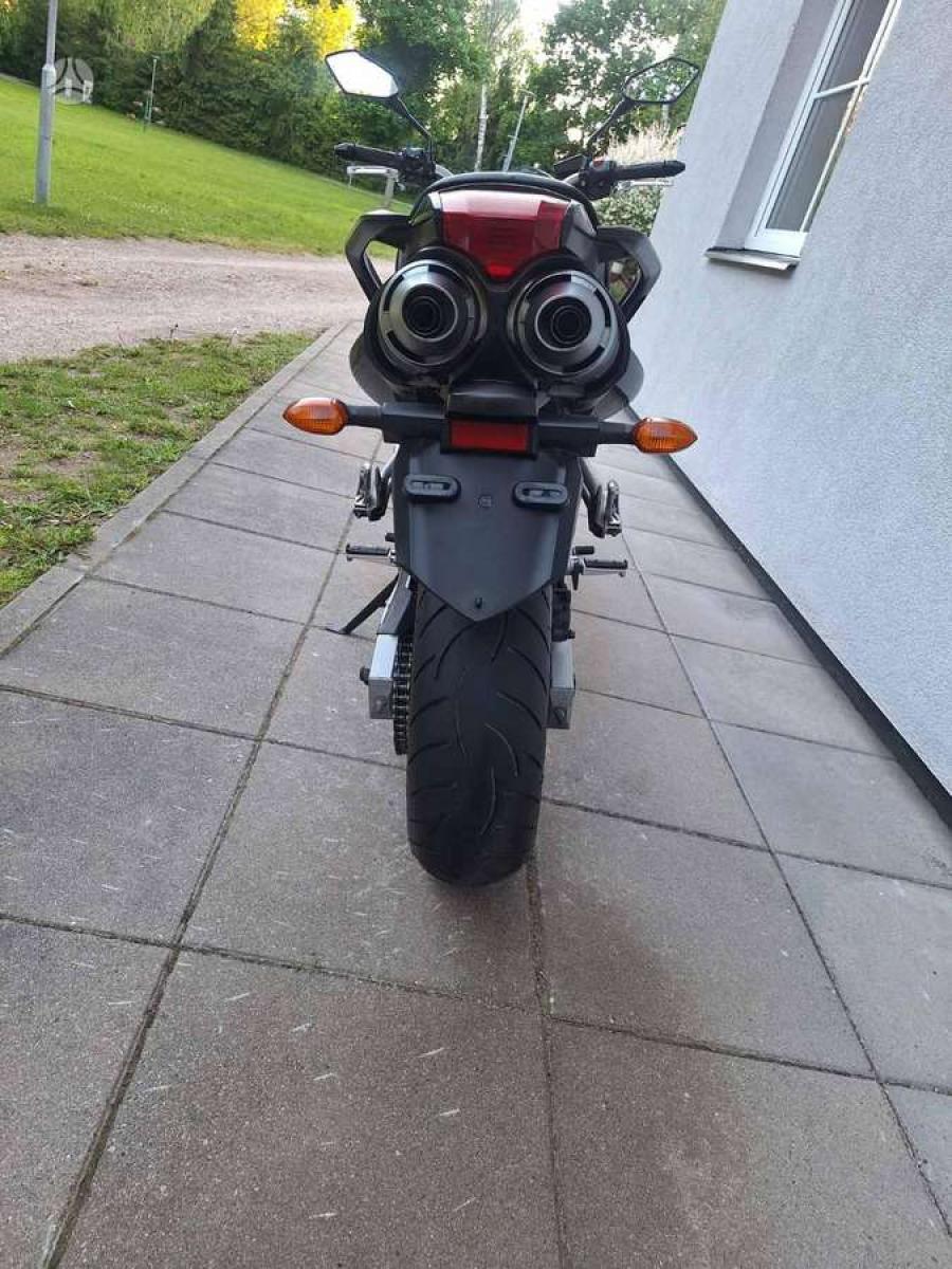 Ямаха FZ 2005 в Пренай, объемом двигателя 0.60 л и пробегом 0 тыс. км за 2350 €, фото 5 на AUTOMOTO.COM.LV