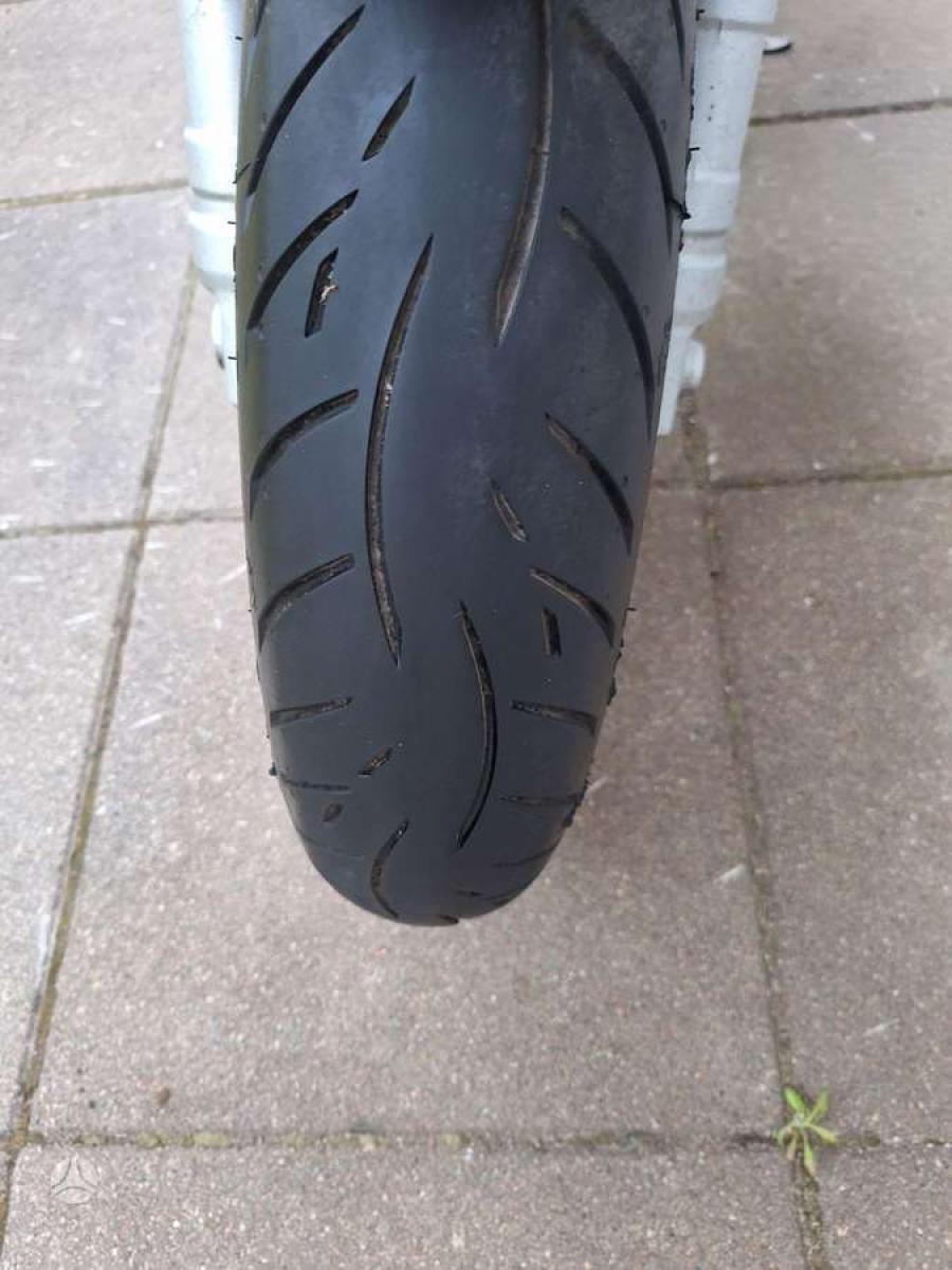 Ямаха FZ 2005 в Пренай, объемом двигателя 0.60 л и пробегом 0 тыс. км за 2350 €, фото 21 на AUTOMOTO.COM.LV