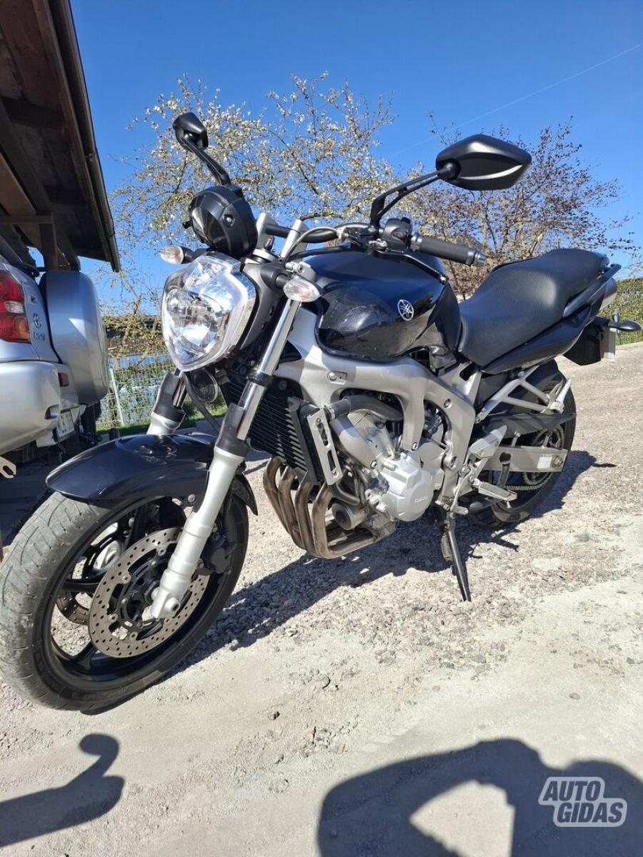 Yamaha FZ 2006 Marijampole, ar dzinēja tilpumu 0.60 L un nobraukumu 27 tūkst. km par 2700 €, foto 4 vietnē AUTOMOTO.COM.LV