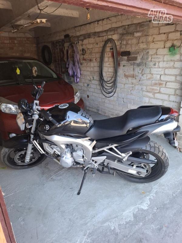 Ямаха FZ 2006 в Мариямполе, объемом двигателя 0.60 л и пробегом 27 тыс. км за 2700 €, фото 7 на AUTOMOTO.COM.LV
