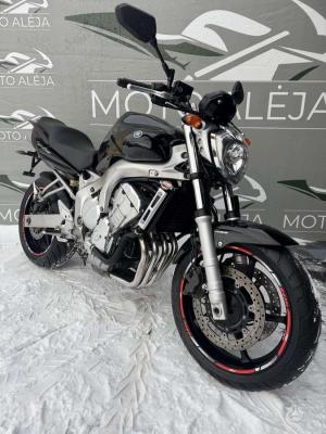 Yamaha FZ 2007 Prienai, ar dzinēja tilpumu 0.60 L un nobraukumu 20 tūkst. km par 2800 €, foto  vietnē AUTOMOTO.COM.LV