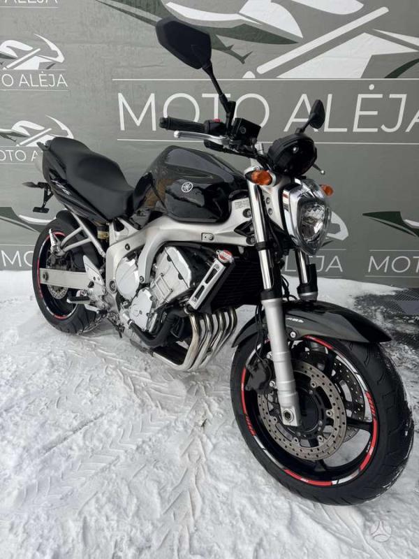 Yamaha FZ 2007 Prienai, ar dzinēja tilpumu 0.60 L un nobraukumu 20 tūkst. km par 2800 €, foto 2 vietnē AUTOMOTO.COM.LV