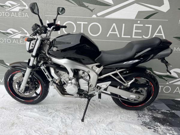 Yamaha FZ 2007 Prienai, ar dzinēja tilpumu 0.60 L un nobraukumu 20 tūkst. km par 2800 €, foto 6 vietnē AUTOMOTO.COM.LV