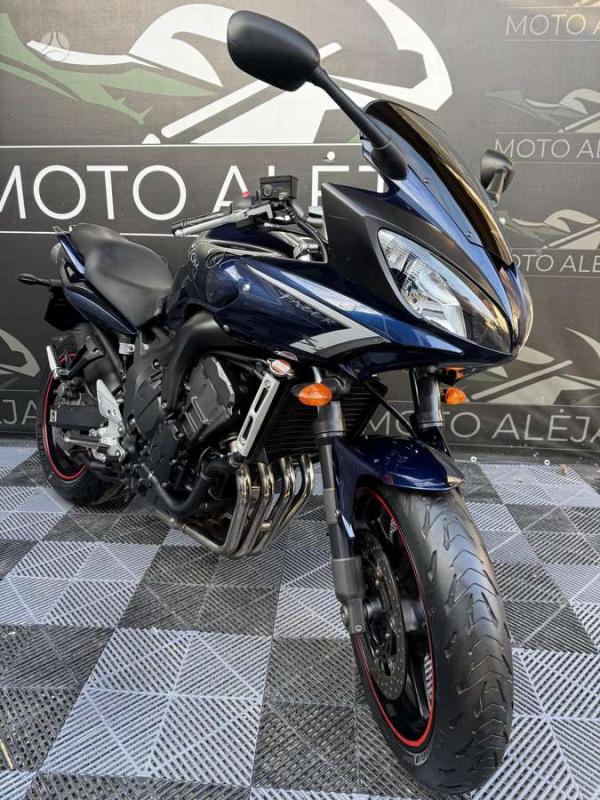 Yamaha FZ 2008 Prienai, ar dzinēja tilpumu 0.60 L un nobraukumu 45 tūkst. km par 3450 €, foto 2 vietnē AUTOMOTO.COM.LV