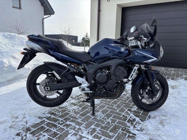 Yamaha FZ 2008 in Gargzdai, with an engine capacity of 0.60 L and mileage of 15 thousand km for 3600 €, photo 4 on AUTOMOTO.COM.LV