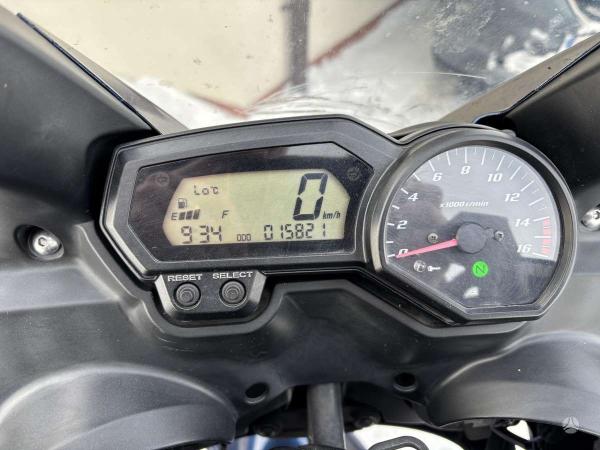 Yamaha FZ 2008 in Gargzdai, with an engine capacity of 0.60 L and mileage of 15 thousand km for 3600 €, photo 6 on AUTOMOTO.COM.LV