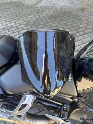 Black Yamaha FZ1 2006 in Kaunas, with an engine capacity of 1.00 L and mileage of 46 thousand km for 3750 €, photo 14 on AUTOMOTO.COM.LV