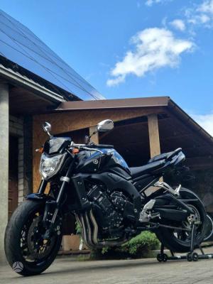 Black Yamaha FZ1 2006 in Prienai, with an engine capacity of 1.00 L and mileage of 29 thousand km for 4100 €, photo  on AUTOMOTO.COM.LV