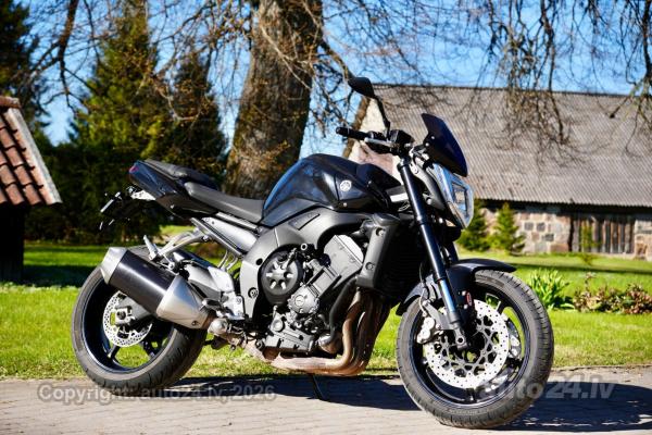 Black Yamaha FZ1 2007 in Tallinn, with an engine capacity of 1.00 L and mileage of 55 thousand km for 4000 €, photo 3 on AUTOMOTO.COM.LV