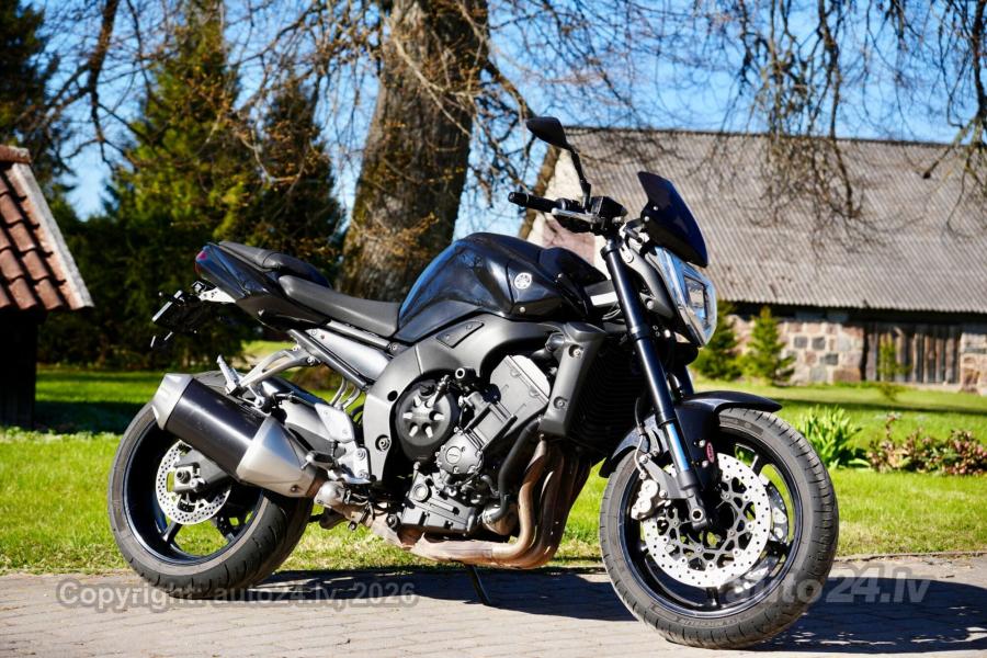 Черный Ямаха FZ1 2007 в Таллин, объемом двигателя 1.00 л и пробегом 55 тыс. км за 4000 €, фото 4 на AUTOMOTO.COM.LV