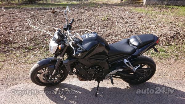 Melns Yamaha FZ1 2007 Tallina, ar dzinēja tilpumu 1.00 L un nobraukumu 58 tūkst. km par 4200 €, foto 2 vietnē AUTOMOTO.COM.LV
