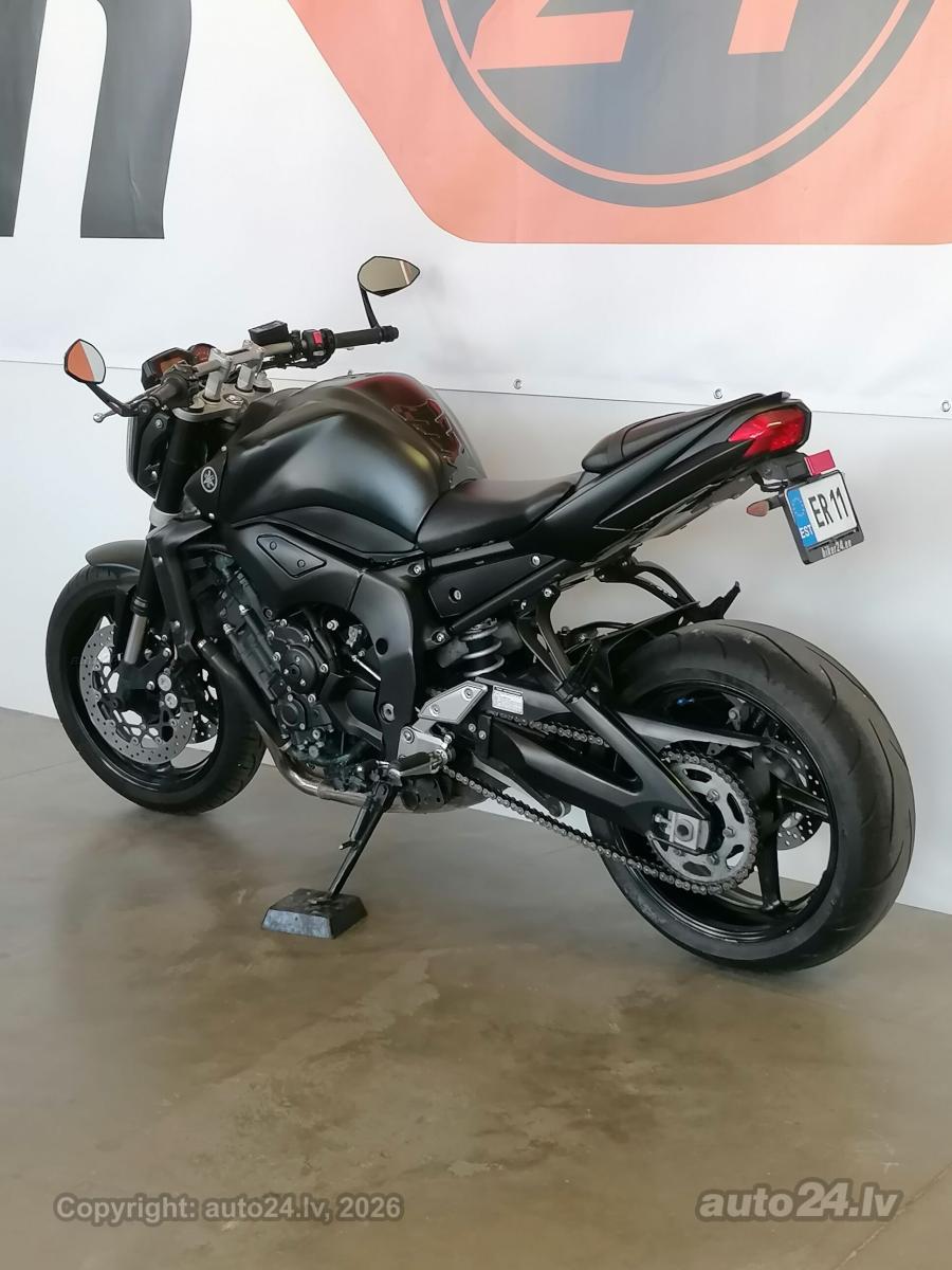 Black Yamaha FZ1 2007 in Tallinn, with an engine capacity of 1.00 L and mileage of 0 thousand km for 3600 €, photo 4 on AUTOMOTO.COM.LV