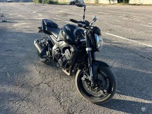 Black Yamaha FZ1 2007 in Vilnius, with an engine capacity of 1.00 L and mileage of 55 thousand km for 2800 €, photo  on AUTOMOTO.COM.LV