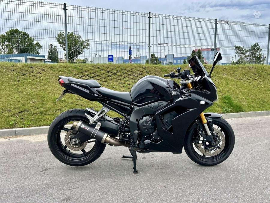 Melns Yamaha FZ1 2007 Klaipėda, ar dzinēja tilpumu 1.00 L un nobraukumu 32 tūkst. km par 5500 €, foto 5 vietnē AUTOMOTO.COM.LV