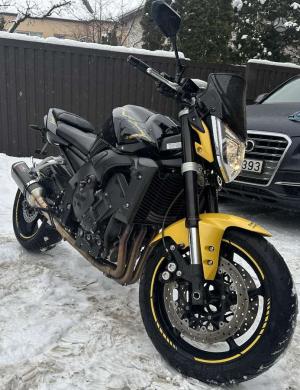 Black Yamaha FZ1 2009 in Kaunas, with an engine capacity of 1.00 L and mileage of 51 thousand km for 4500 €, photo  on AUTOMOTO.COM.LV